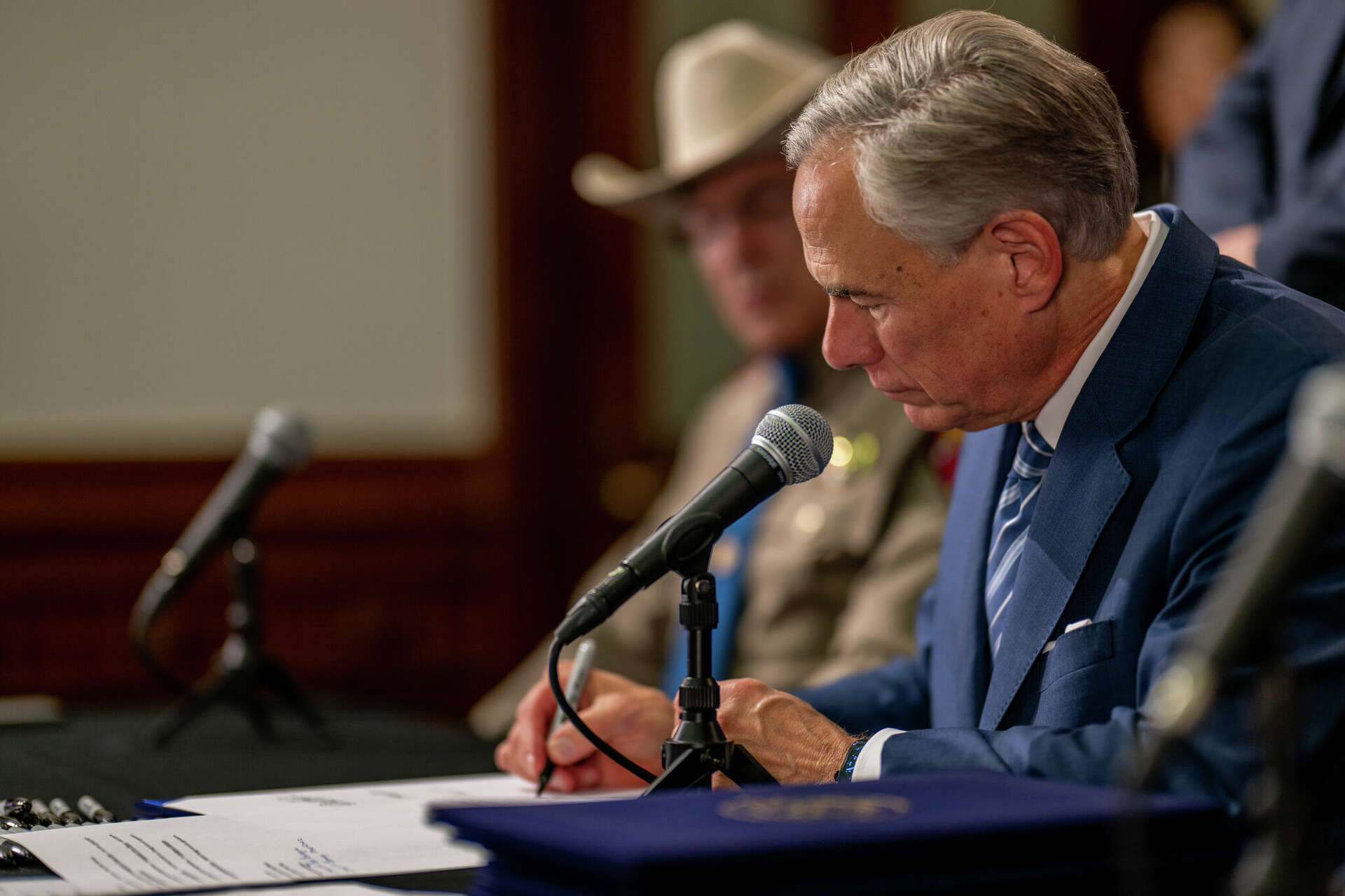 Greg Abbott signs bill against transgender college athletes