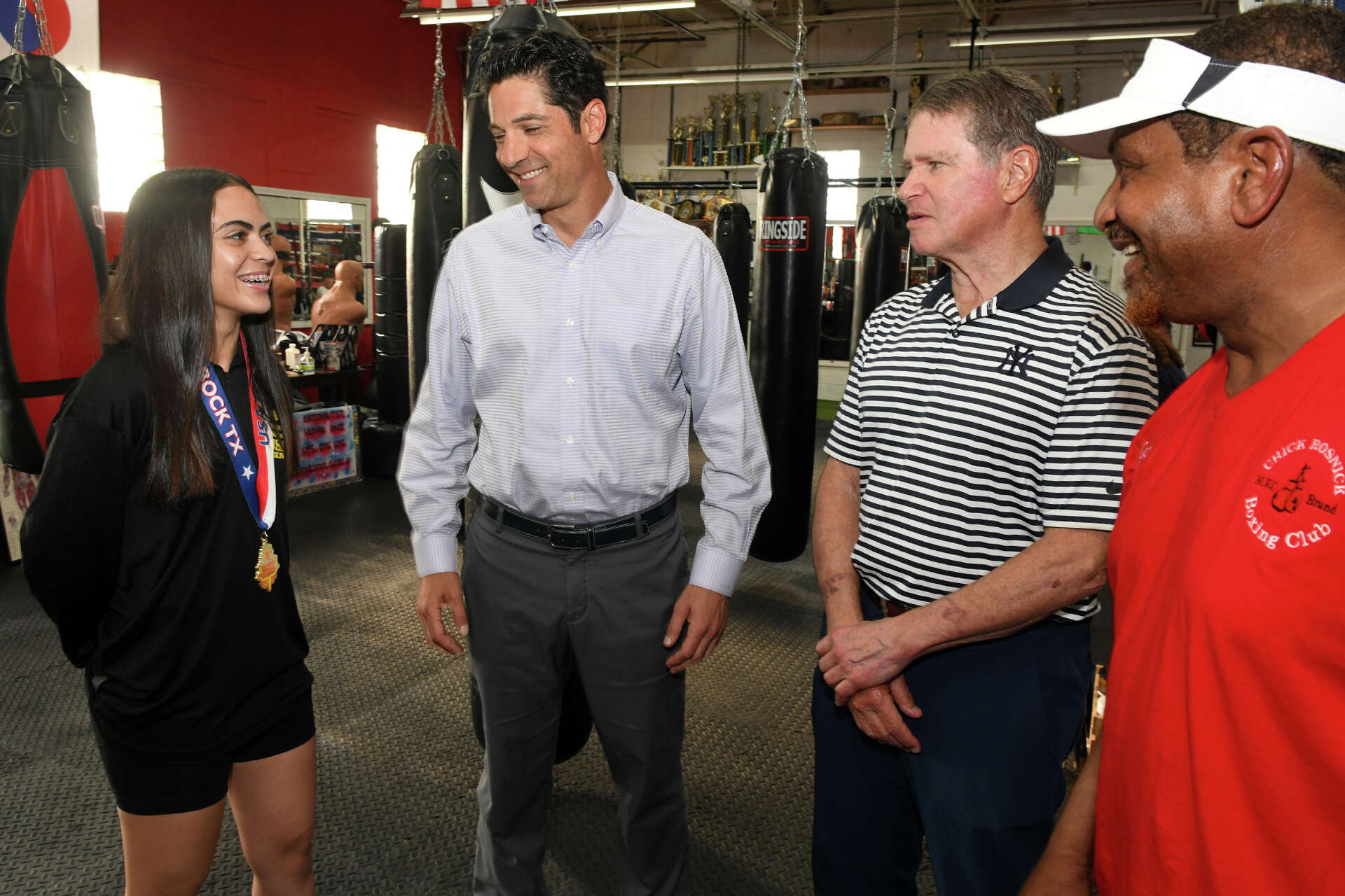 Hamden teen becomes US boxing champ, hopes to inspire other girls