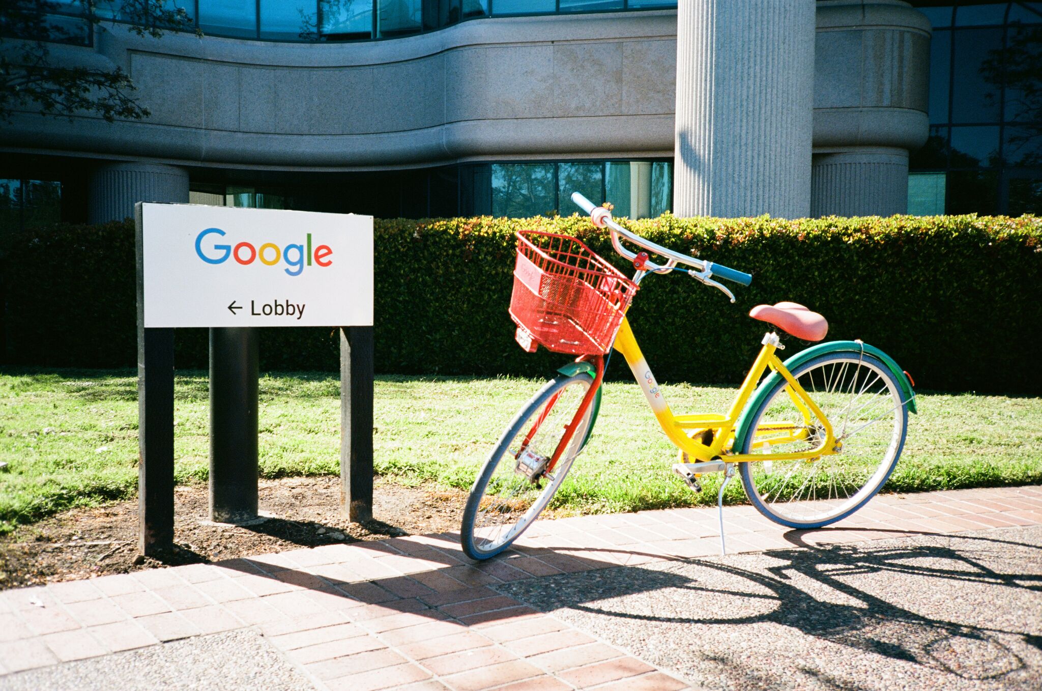 Google gets go-ahead to build huge new neighborhood by Bay Area HQ