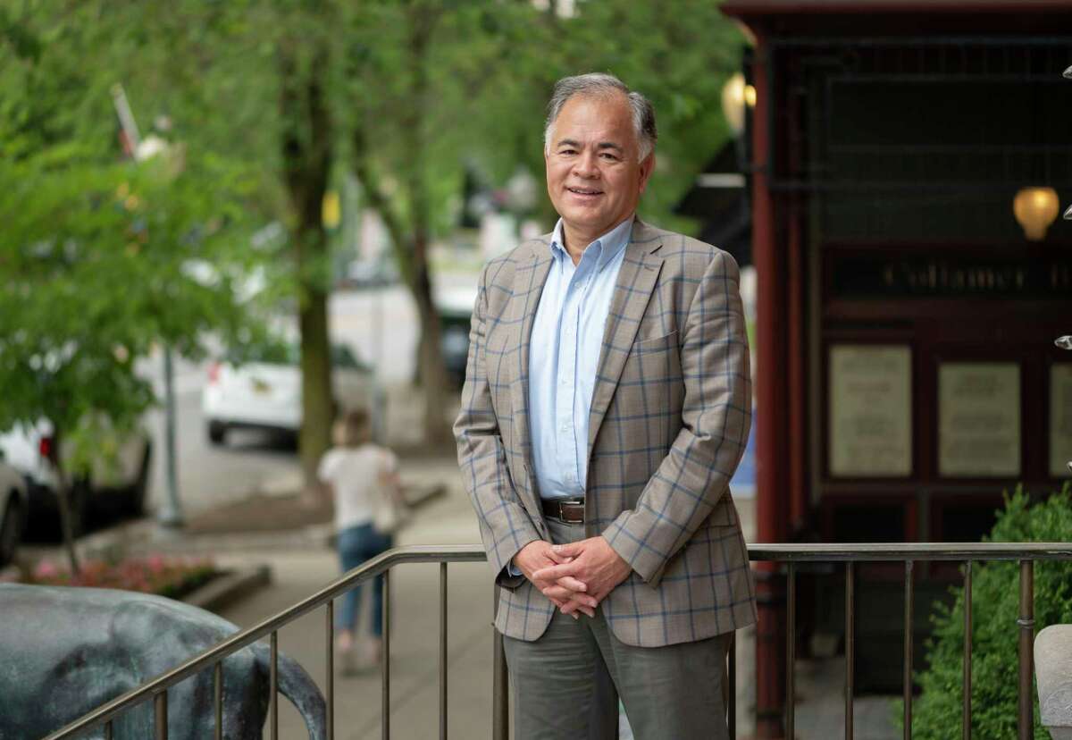 Mathiesen challenges Kim in Democratic mayoral race