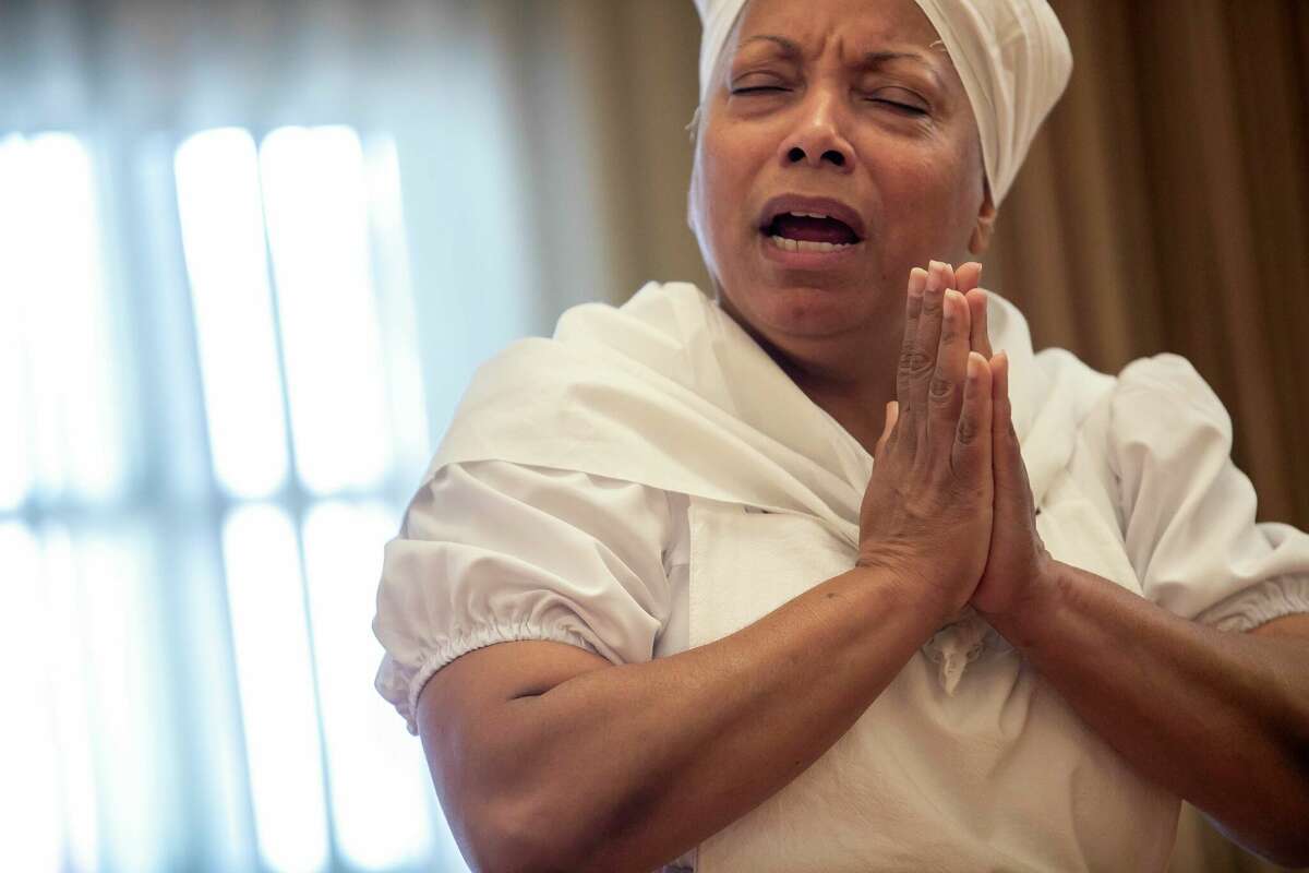 'Remembering Juneteenth' at Alamo moves, enlightens viewers
