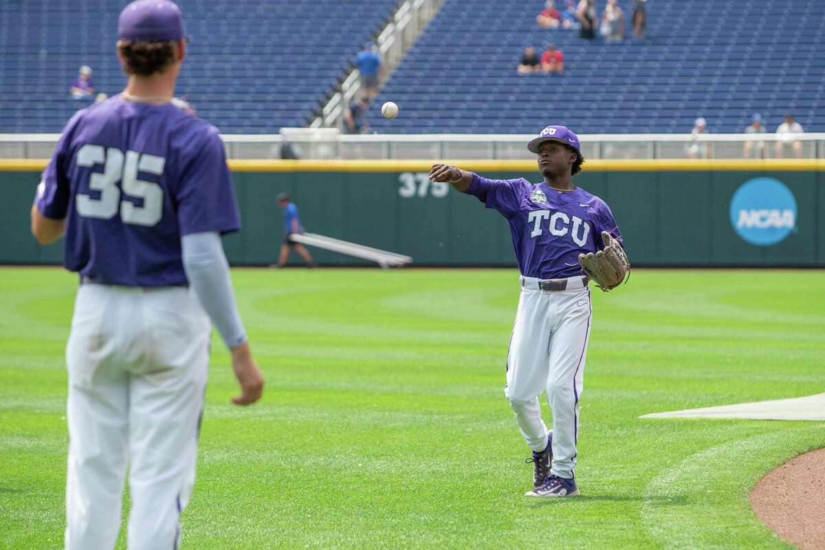 College World Series: TCU Horned Frogs fall to Oral Roberts