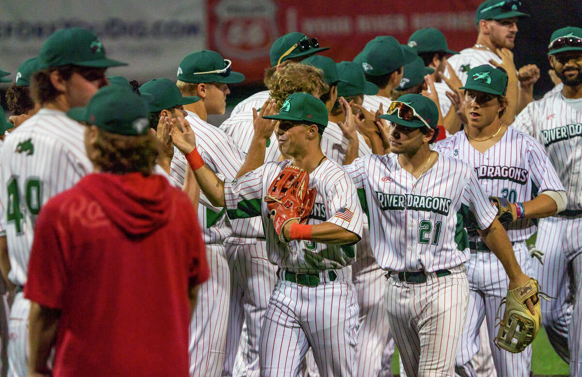 River Dragons score six in eighth in win over Rex Baseball