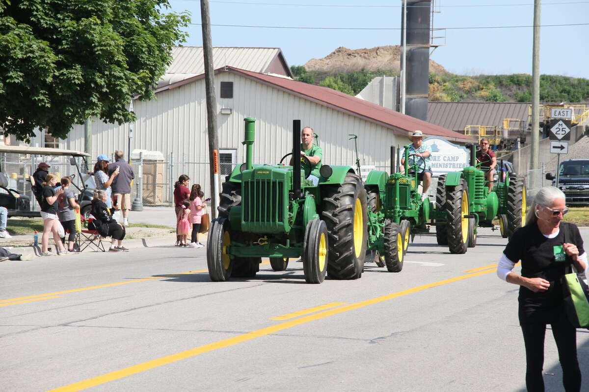 Michigan Sugar Festival 2023 Grand Parade