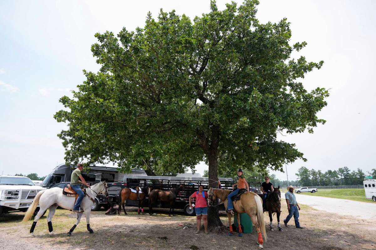 Conroe barrel-racing fundraiser benefits special needs community