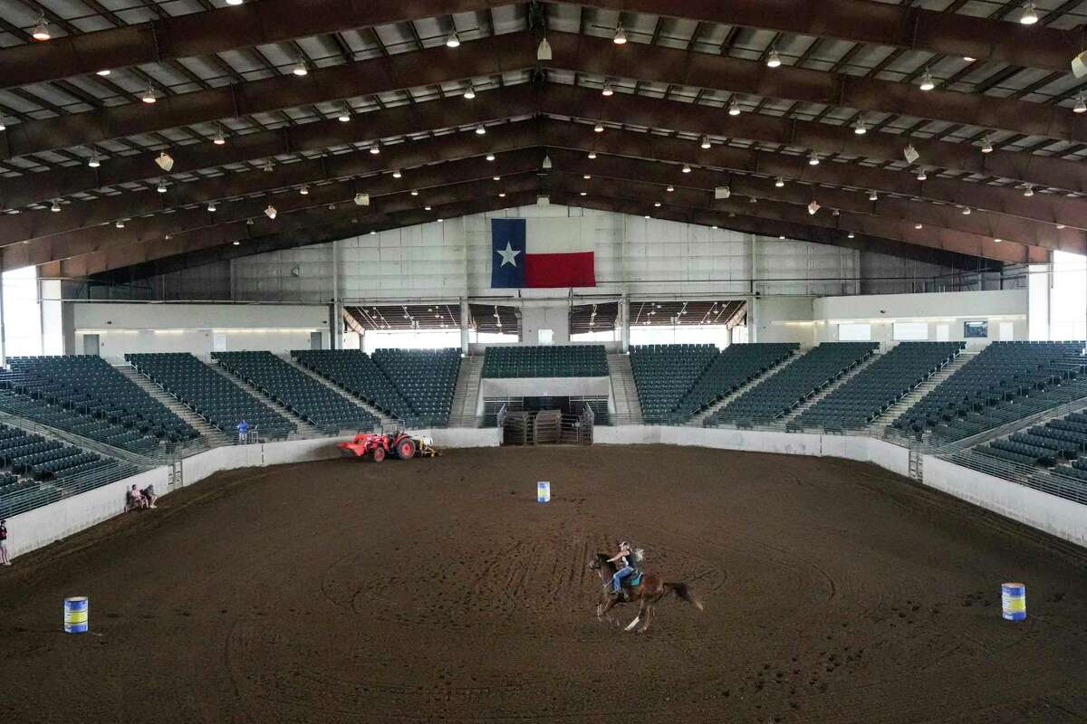 Conroe barrel-racing fundraiser benefits special needs community