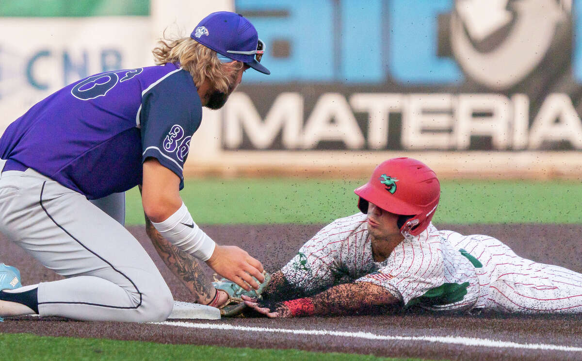 Jackson Rockabillys score three runs in the ninth and beat Alton 6-4