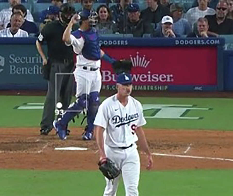 Dodgers trade Alton's Bryan Hudson to Brewers