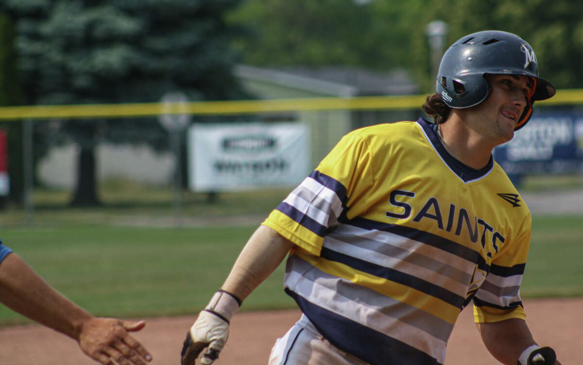 Manistee Saints sweep doubleheader over Fulton