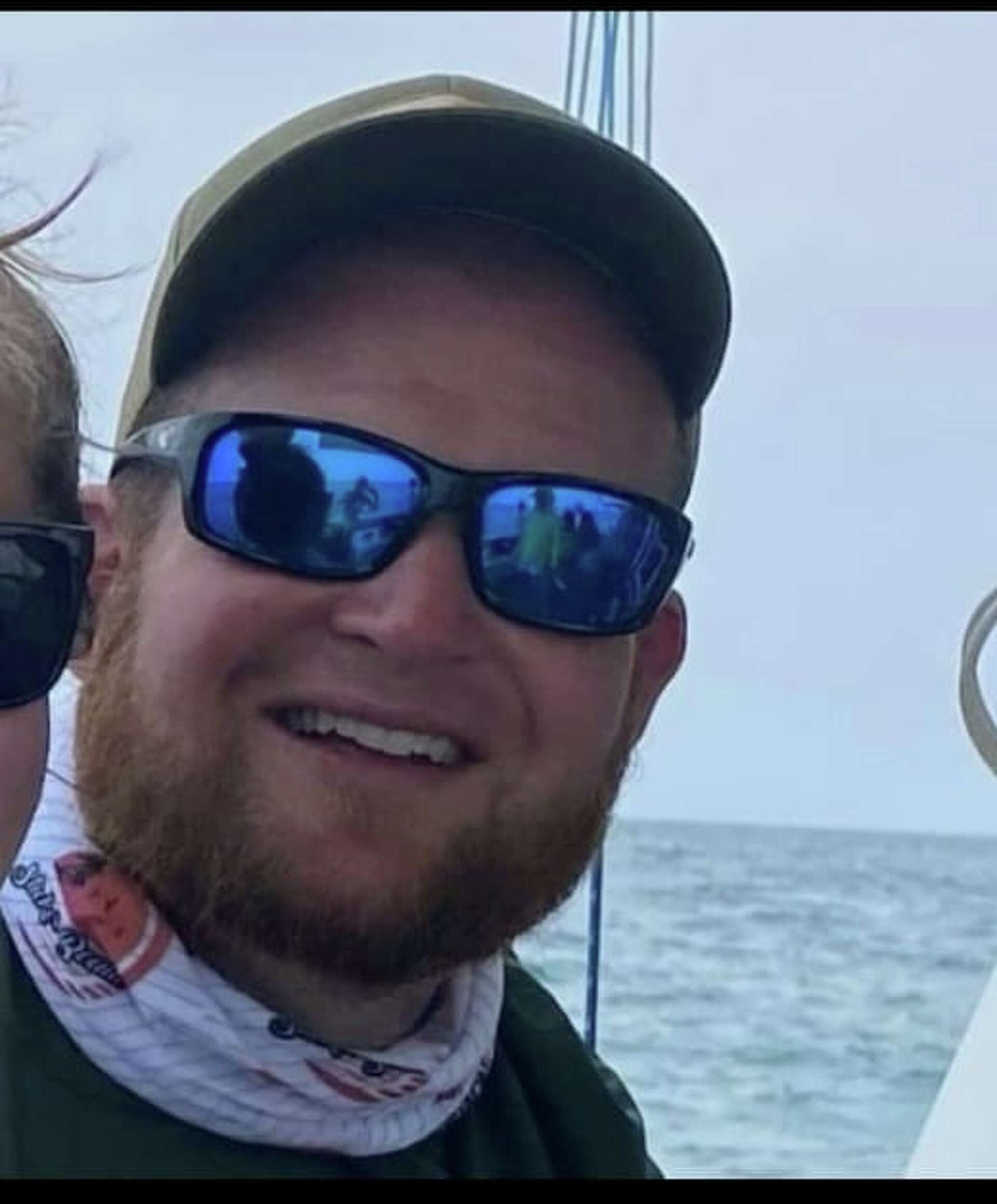 Volunteers to search for former CT cop presumed dead in Bahamas