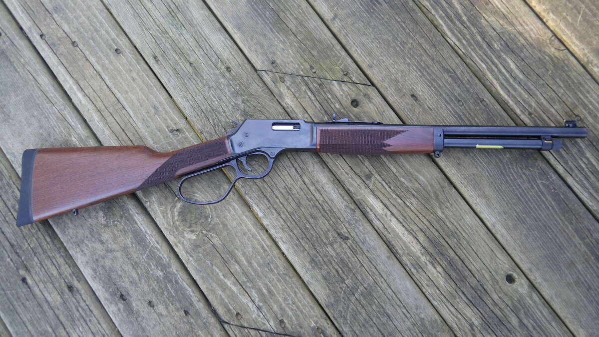 Writer Tom Lounsbury explains history of lever action Henry Rifle