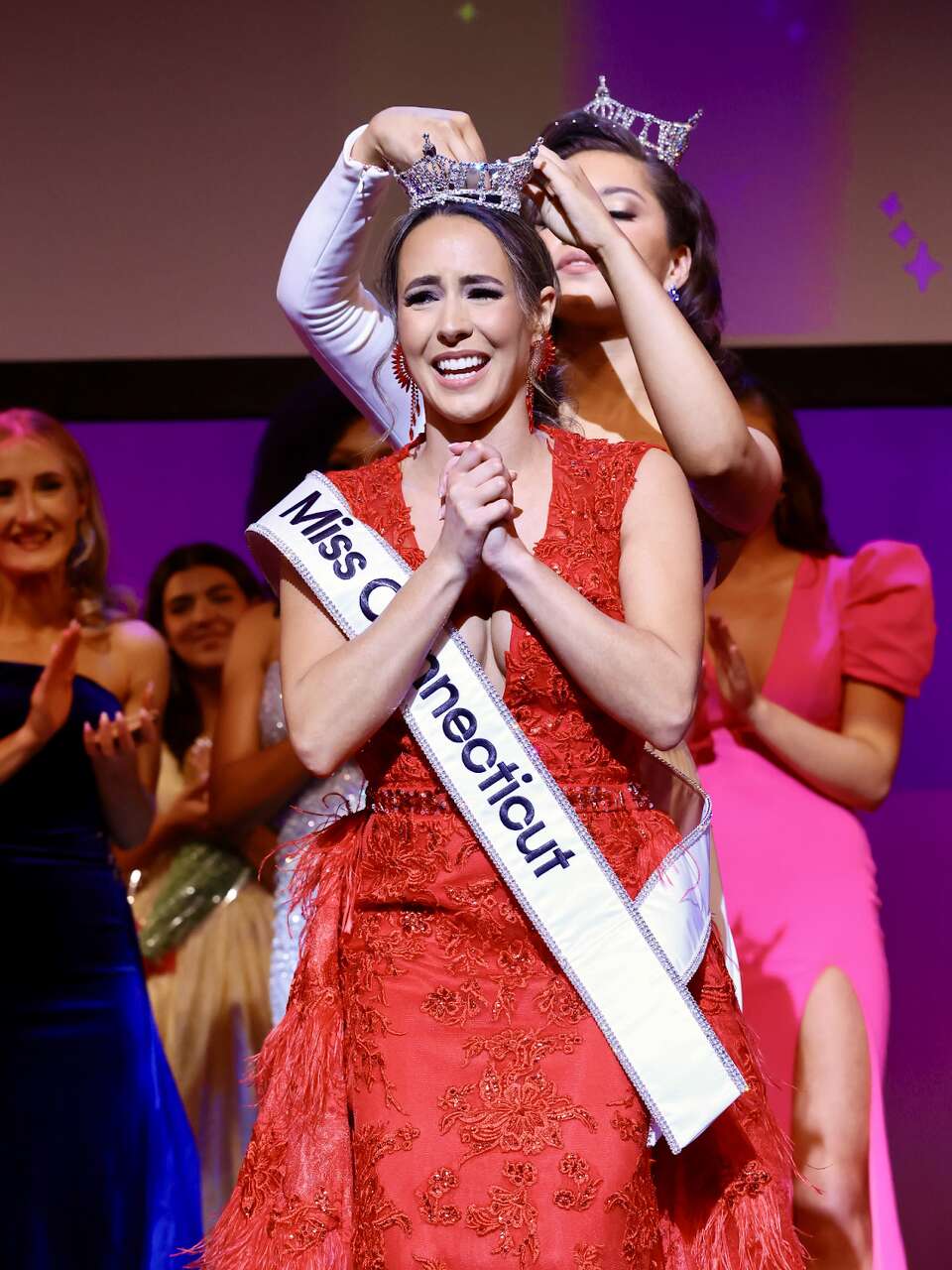 Miss CT and Miss CT Teen crowned Sunday at Mohegan Sun