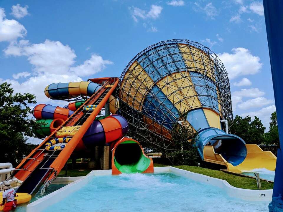 Hurricane Harbor Splashtown: Best things to do, see and eat