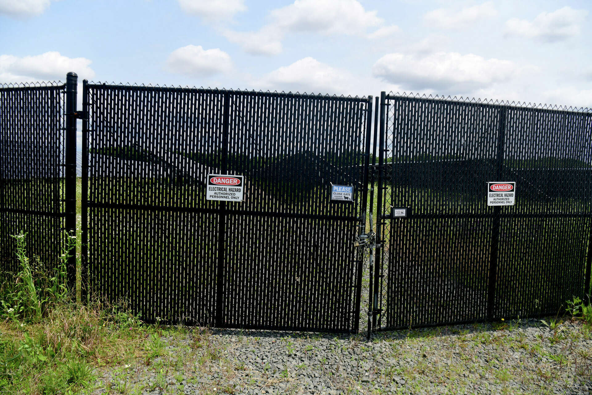 East Windsor solar farm leads to complaints from residents, officials