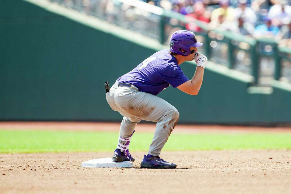 TCU baseball: Horned Frogs advance in College World Series