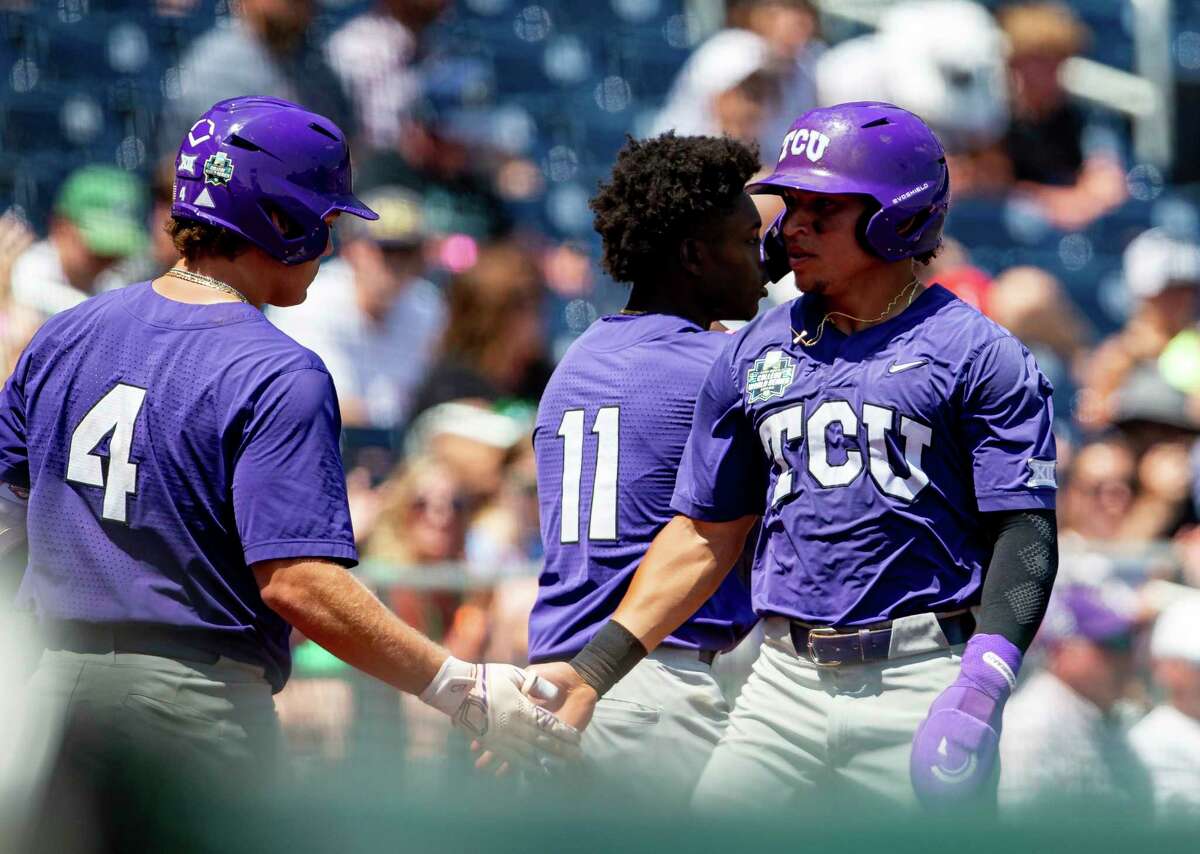 TCU baseball: Horned Frogs advance in College World Series