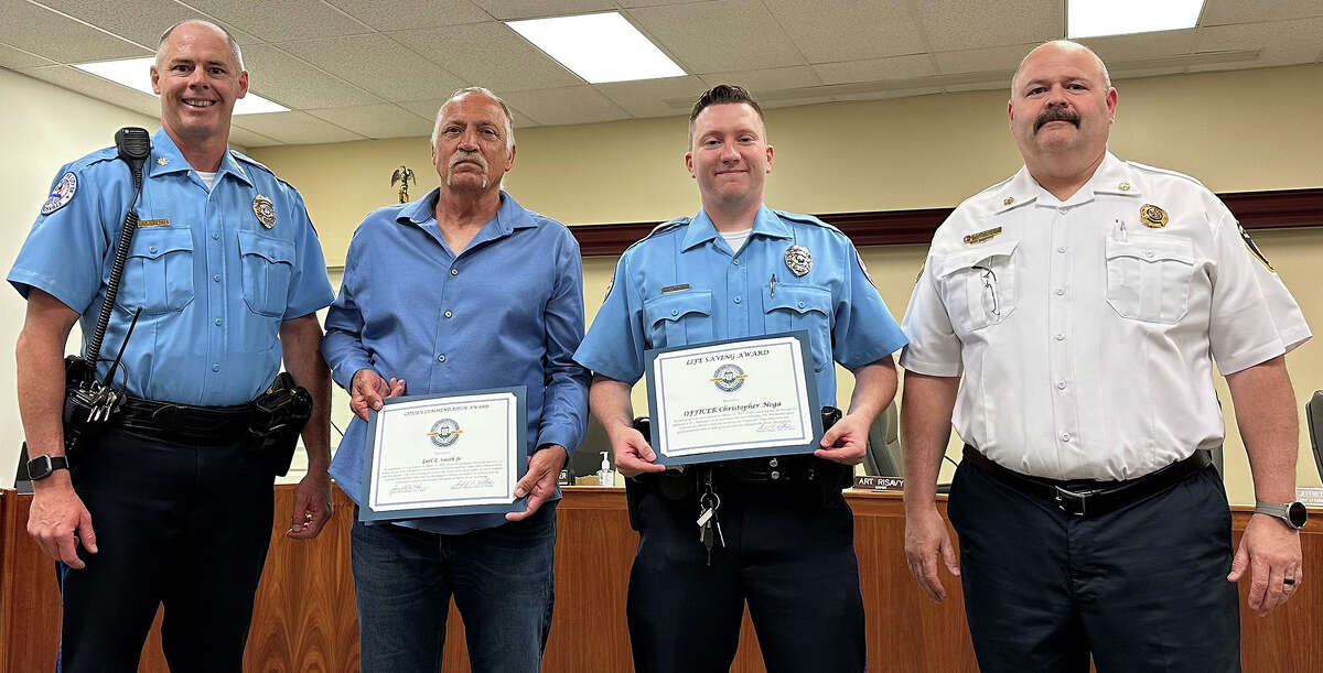 Edwardsville City Council honors 2 citizens and 3 first responders