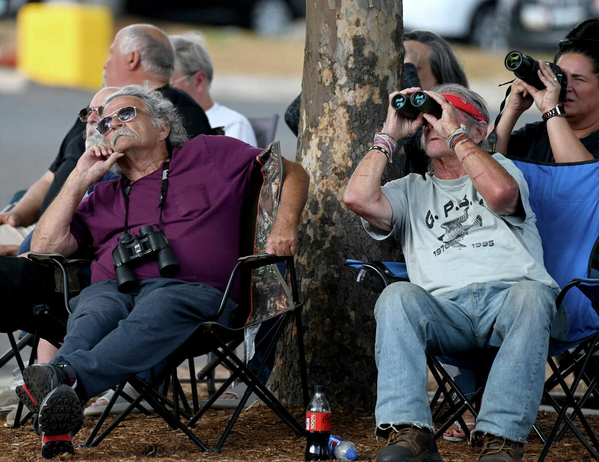 Manchester eagles near draws spectators