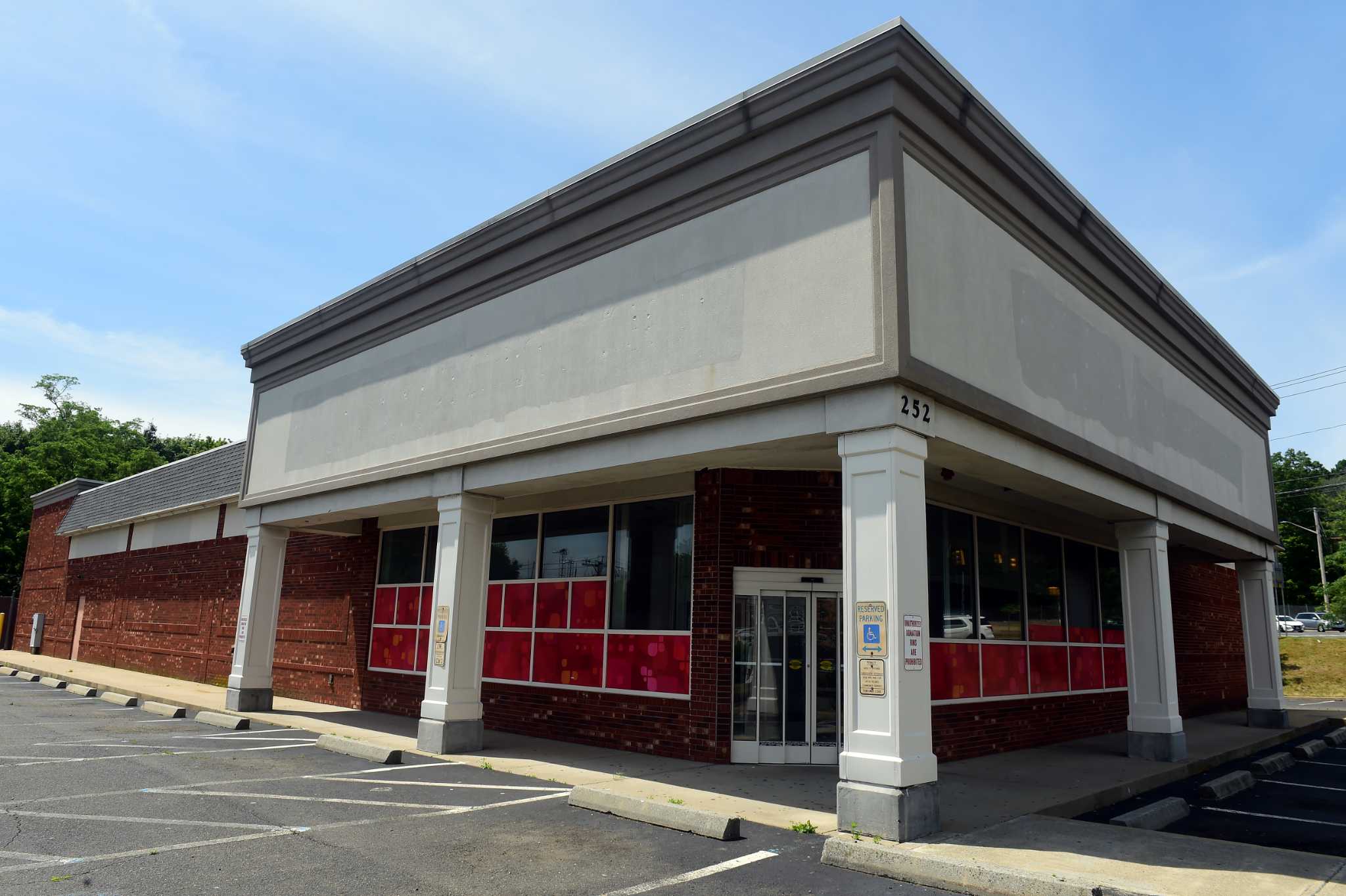 Former West Haven CVS eyed as Dollar Tree store, official says