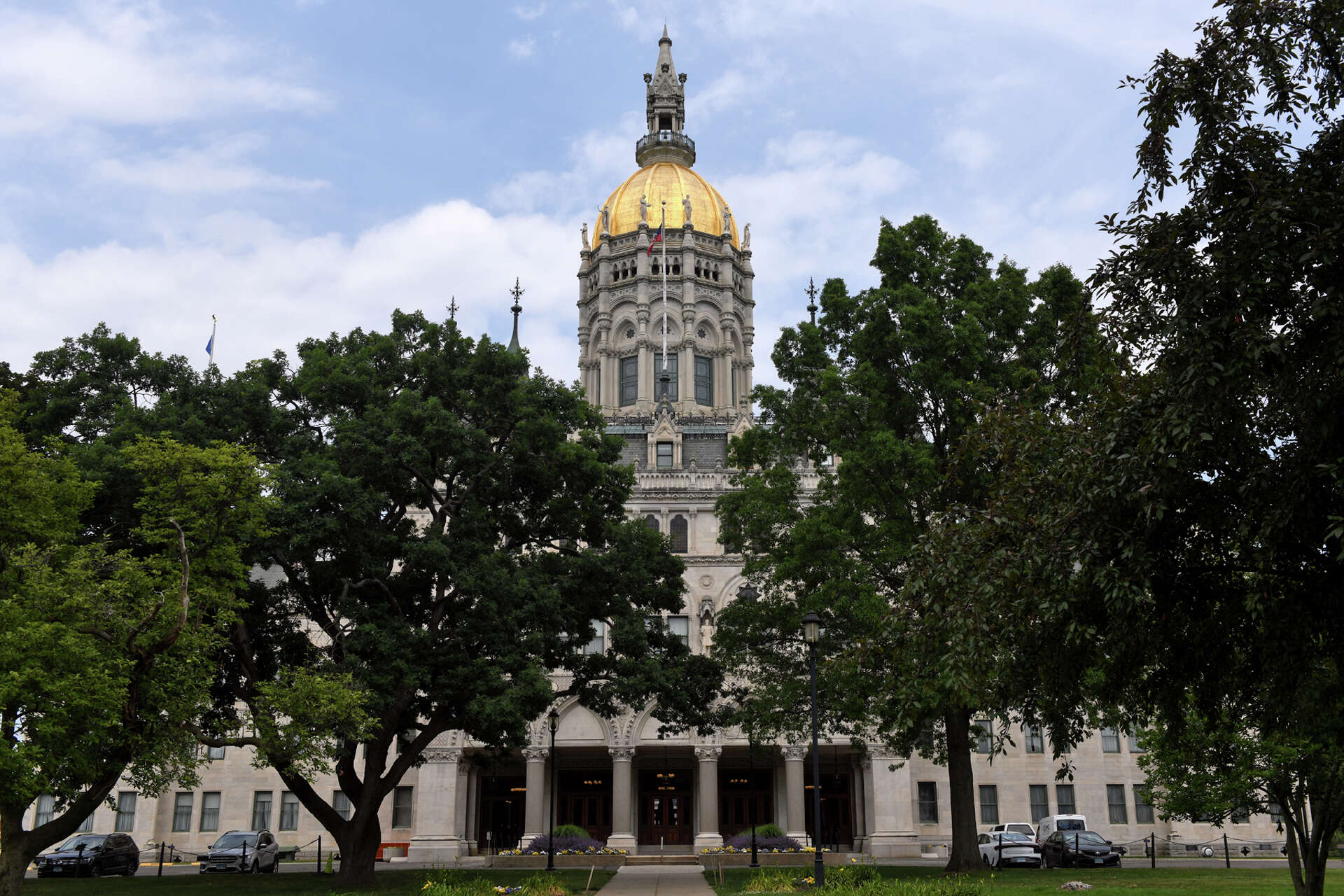 How redistricting works in Connecticut vs. other states
