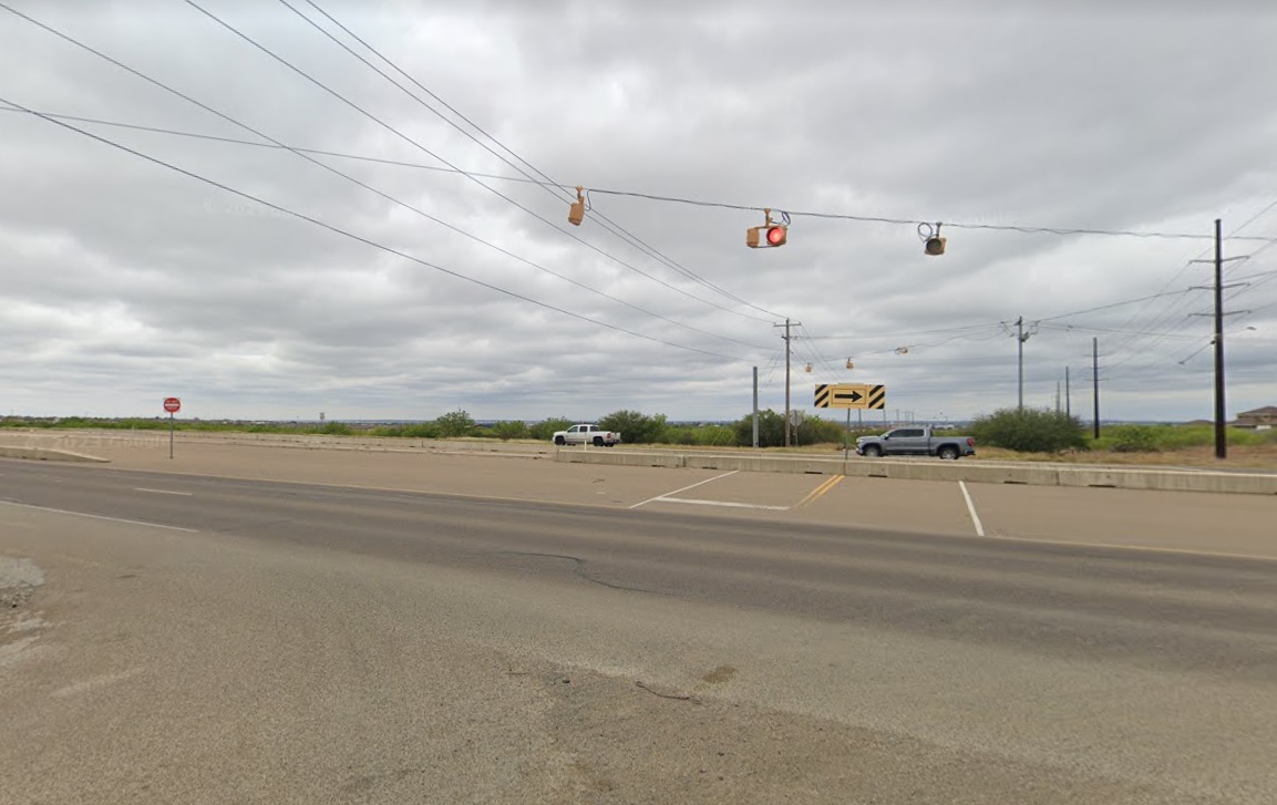 Officers save 'pale' woman from overdose with Narcan in south Laredo