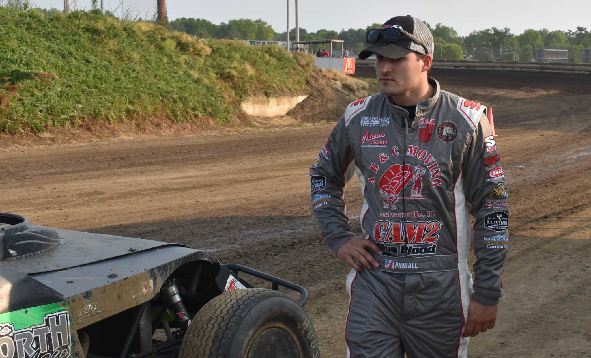 Race night brings Jacksonville Speedway to life