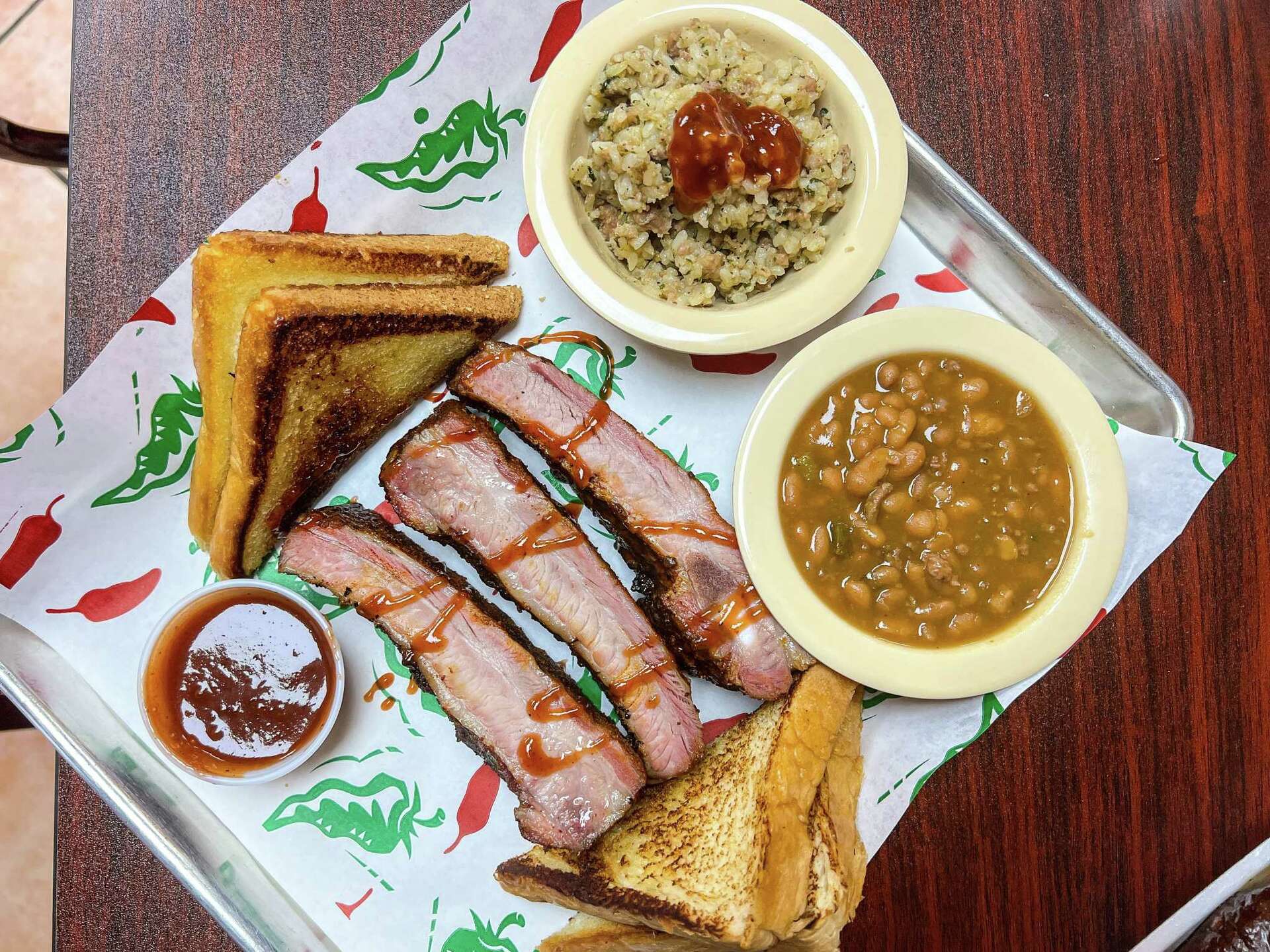 Beaumont-style beef links make a comeback at Guillory’s in Alief