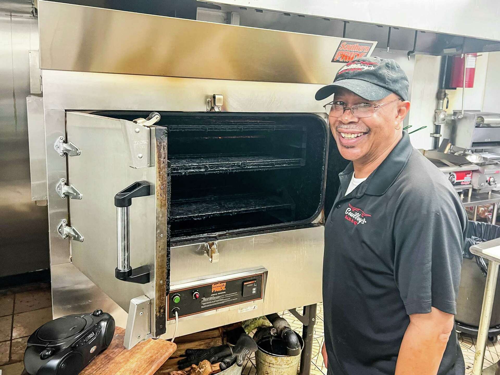 Beaumont-style beef links make a comeback at Guillory’s in Alief