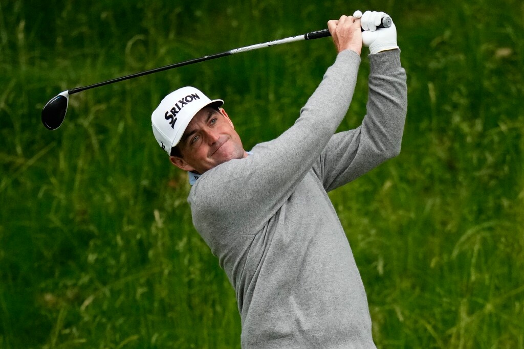 Keegan Bradley shares moment with son during Travelers first round