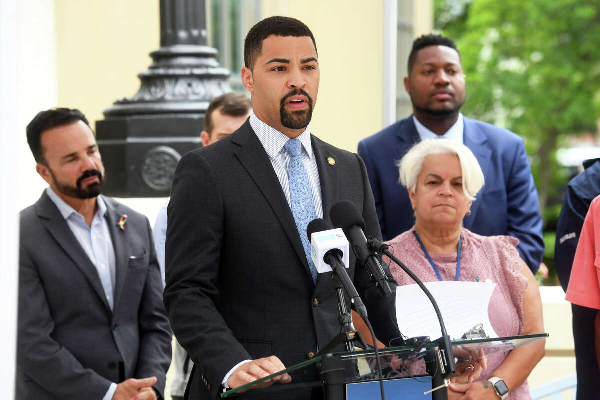 Bridgeport tries to get center for LGBT youth