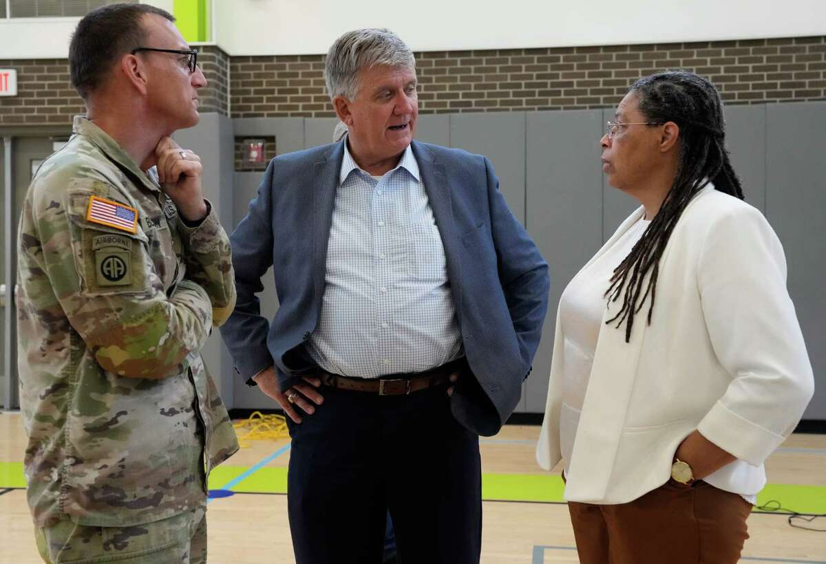 Is Ship Channel mud landing in community dikes toxic? Residents ask.