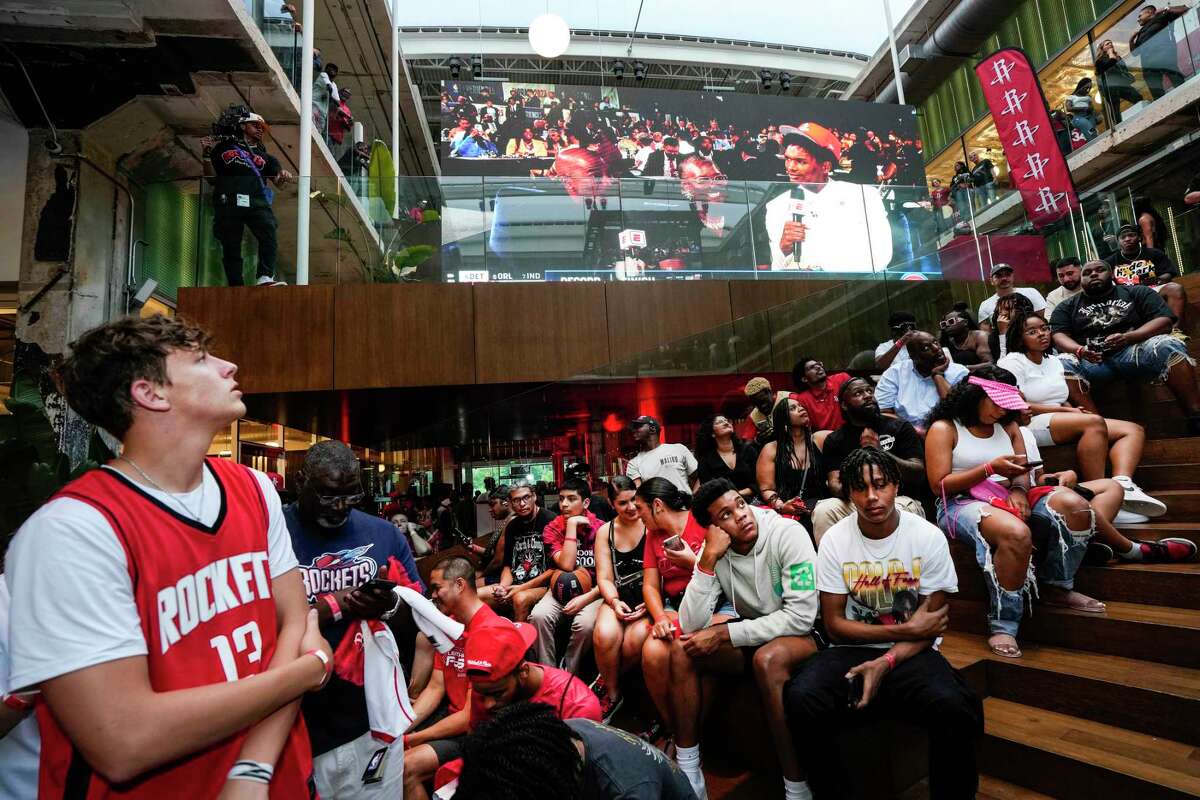 Rockets take Amen Thompson, Cam Whitmore in first round of NBA draft