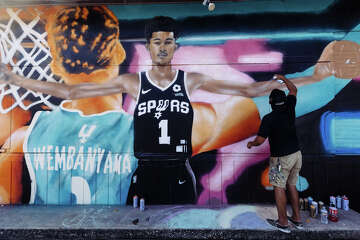 5 Victor Wembanyama murals to check out in San Antonio