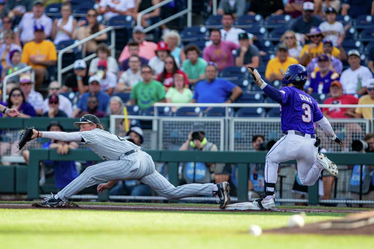 LSU defeats Wake Forest to advance to College World Series finals