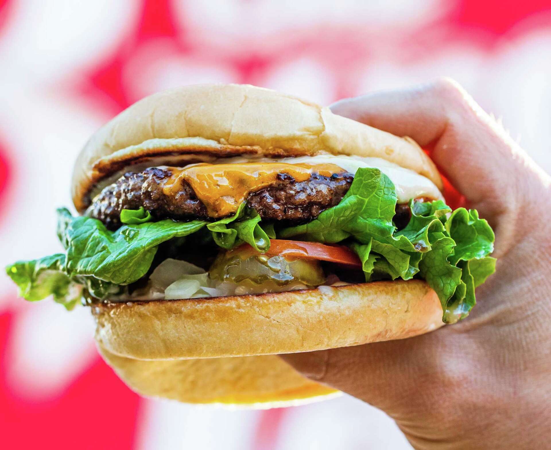 Popular Houston burger joint will expand to West U next year