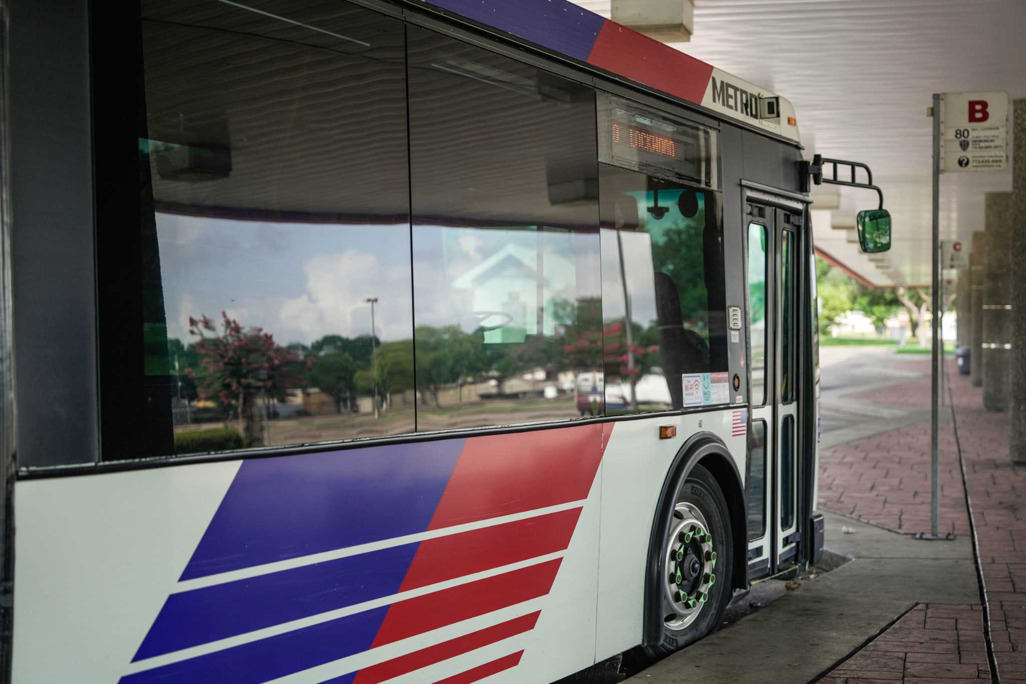 FTA awards Metro $40M for new renewable natural gas buses