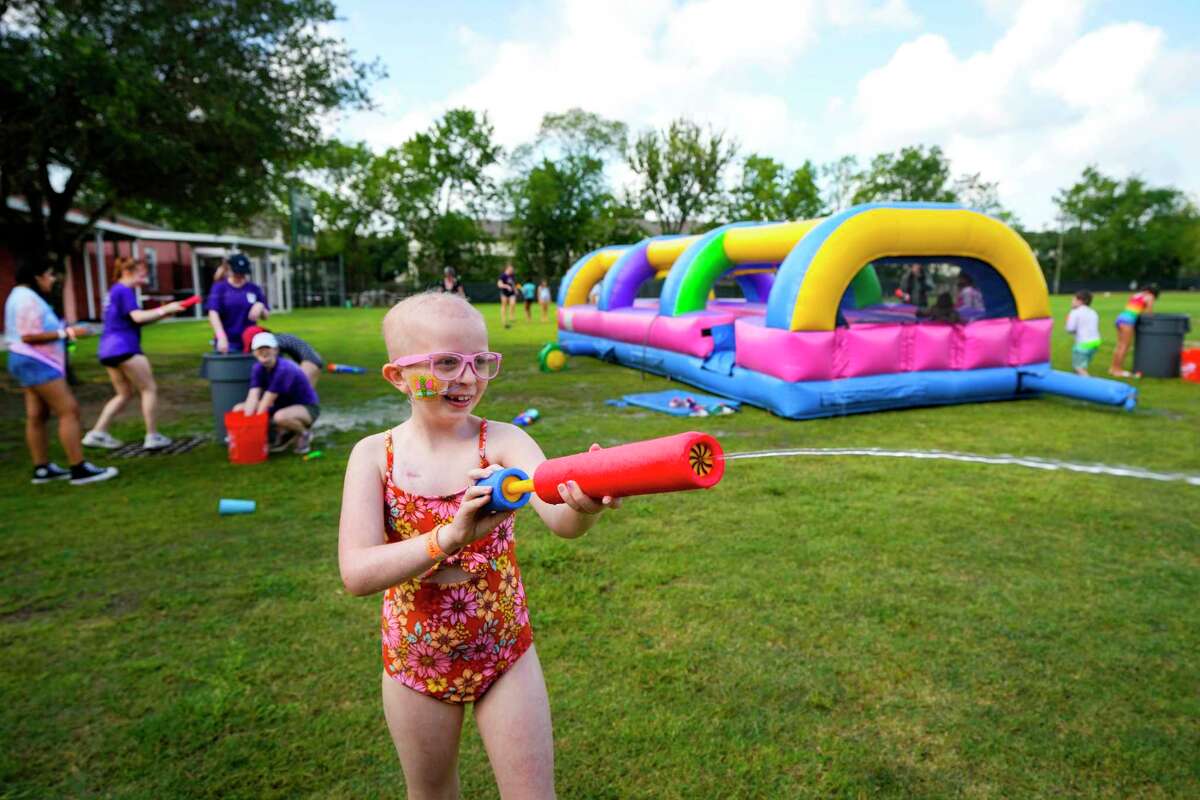 Periwinkle foundation hosts summer day camp for cancer patients