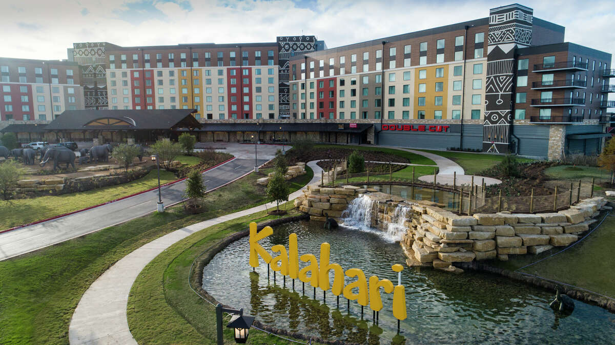 Kalahari Resorts opens new 900-foot river and outdoor waterpark