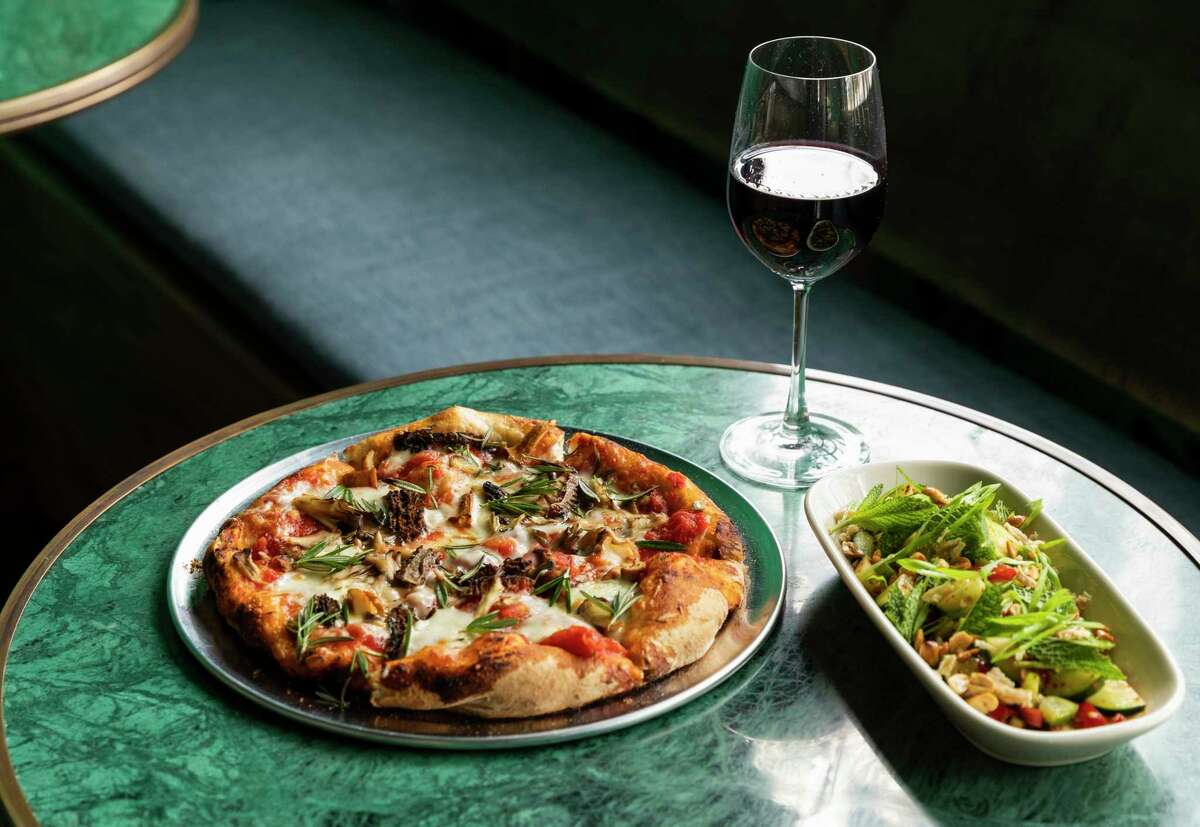 Elro Pizza & Crudo opening marks chef Terrence Gallivan’s return