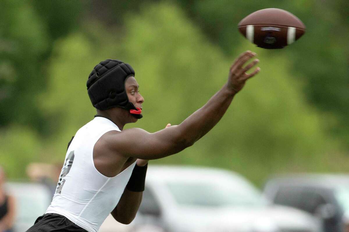 State 7-on-7 football: Strong showings for Hightower, Shadow Creek