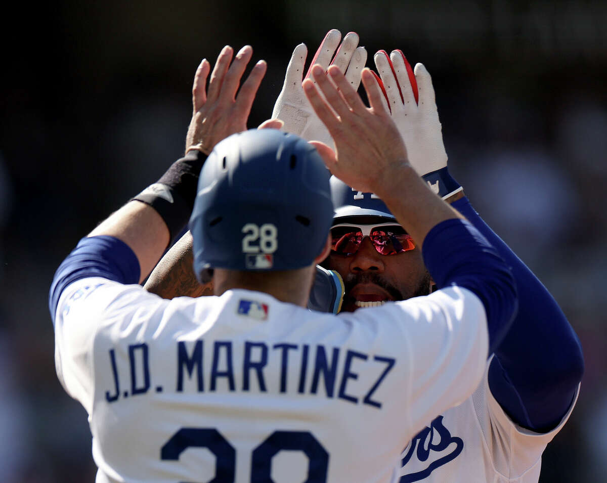 Houston Astros bewildered by balk call in loss to L.A. Dodgers