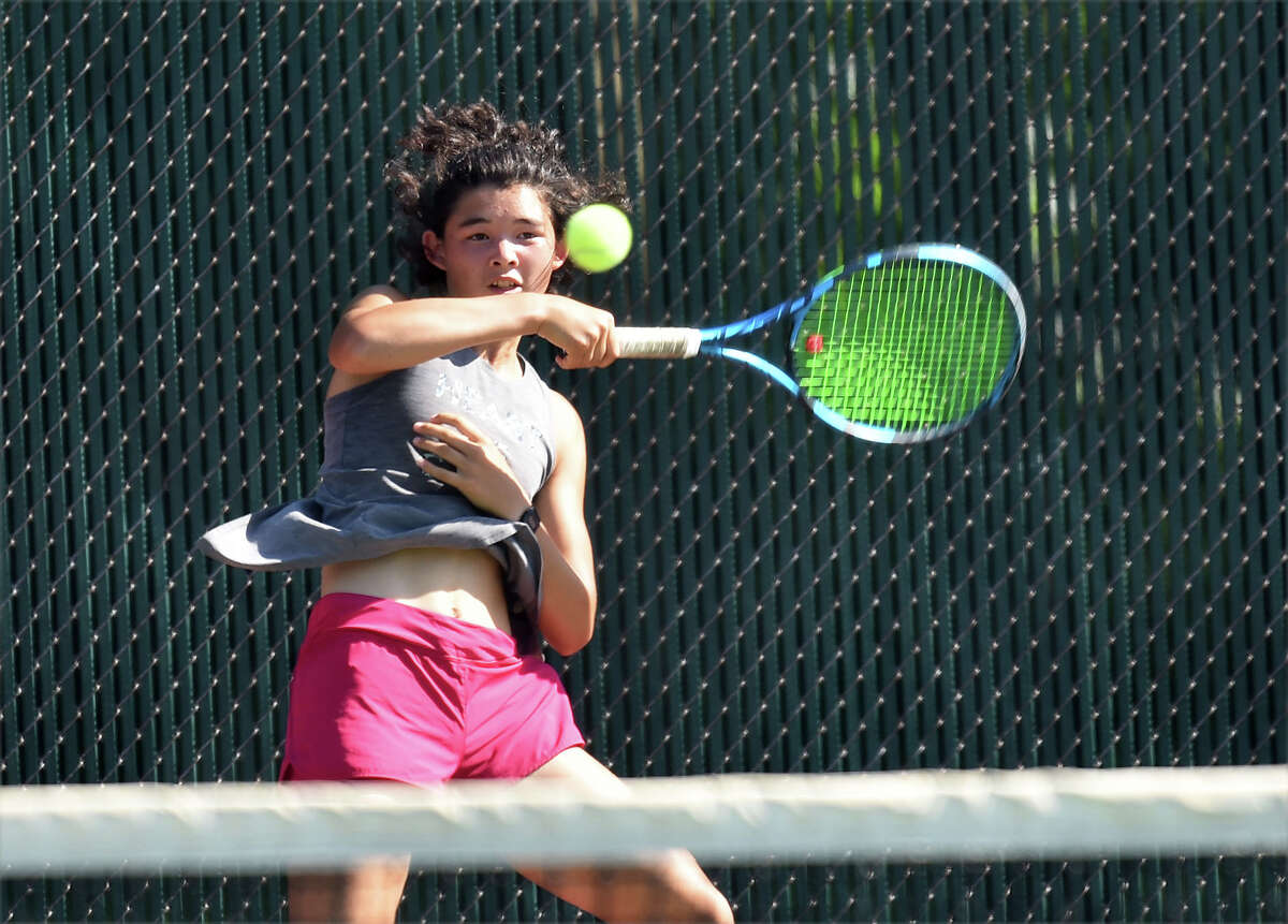 Massachusetts teen wins Edwardsville Open women's title