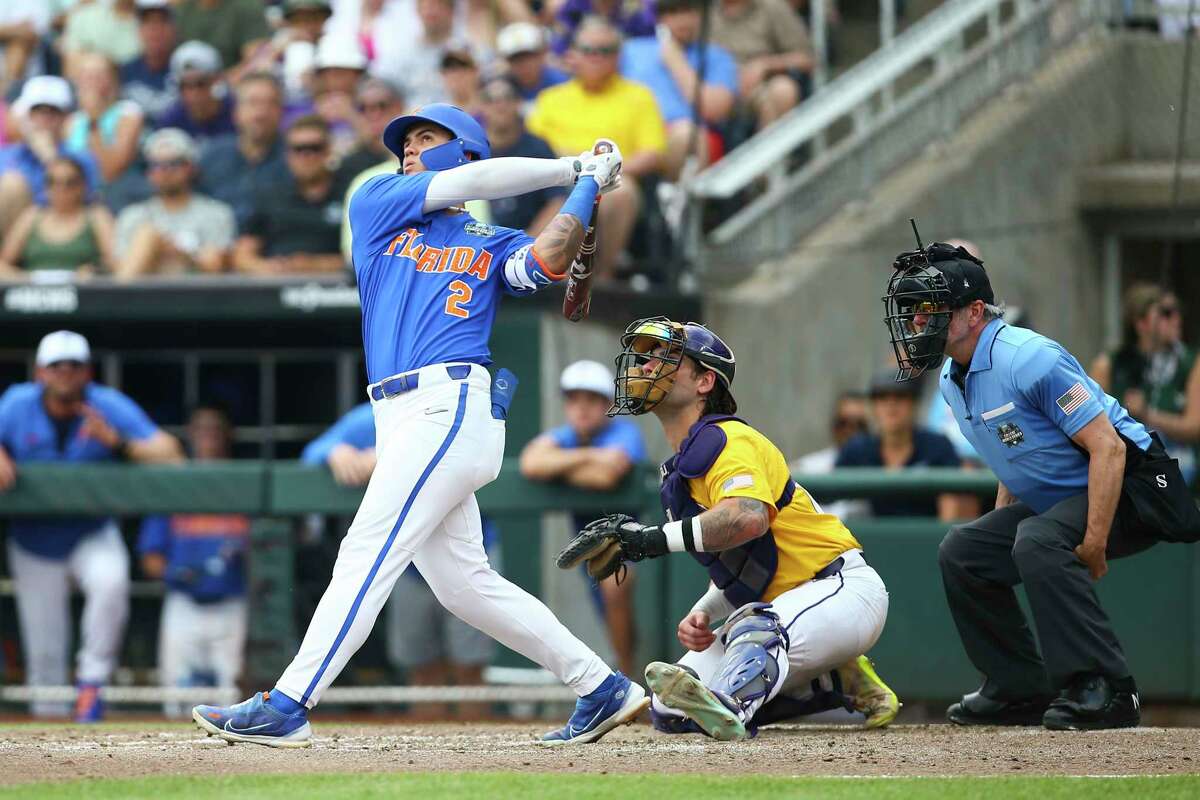 Florida sets College World Series record for runs in win over LSU