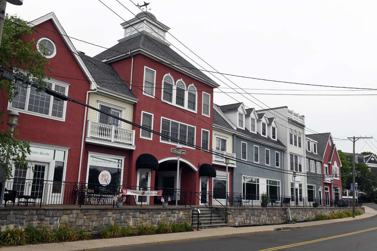6 cute Connecticut beach towns to explore this summer