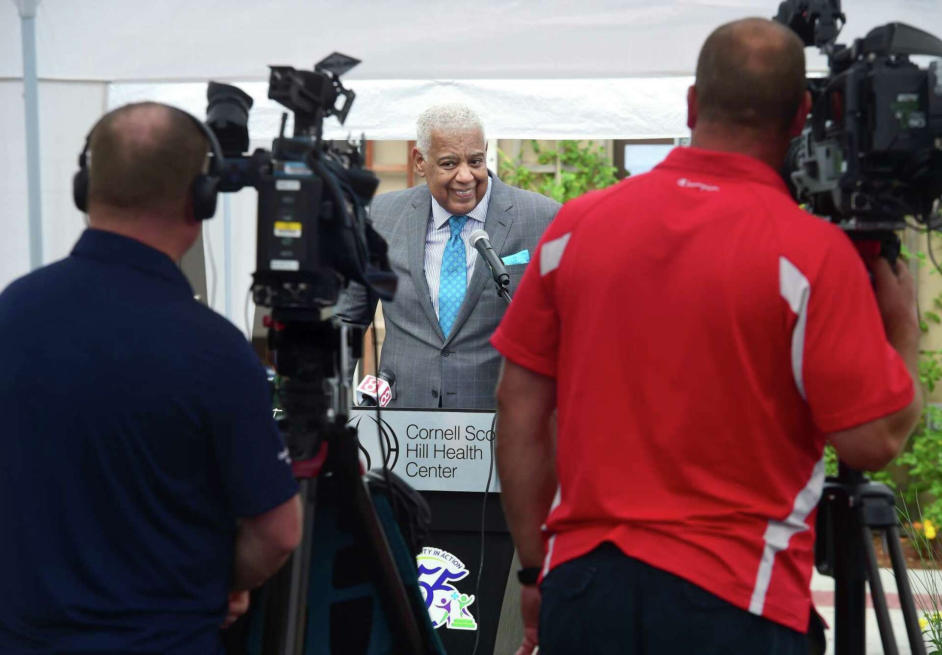 New Cornell Scott Hill Health Center opens in New Haven's Q House