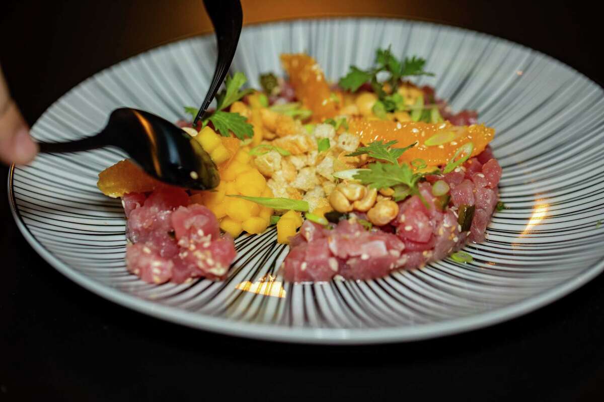 Incanto bar with international cocktail focus opens in the Heights