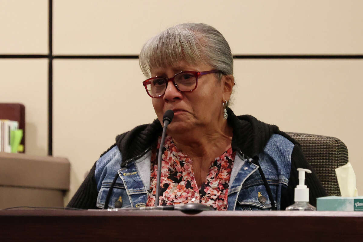 Jury gives San Antonio shovel killer a 21-year prison term
