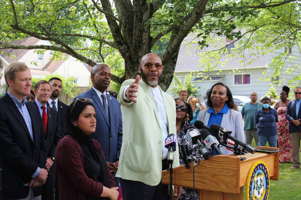 Senate seat for Hartford, Windsor, Bloomfield goes to Democrat primary