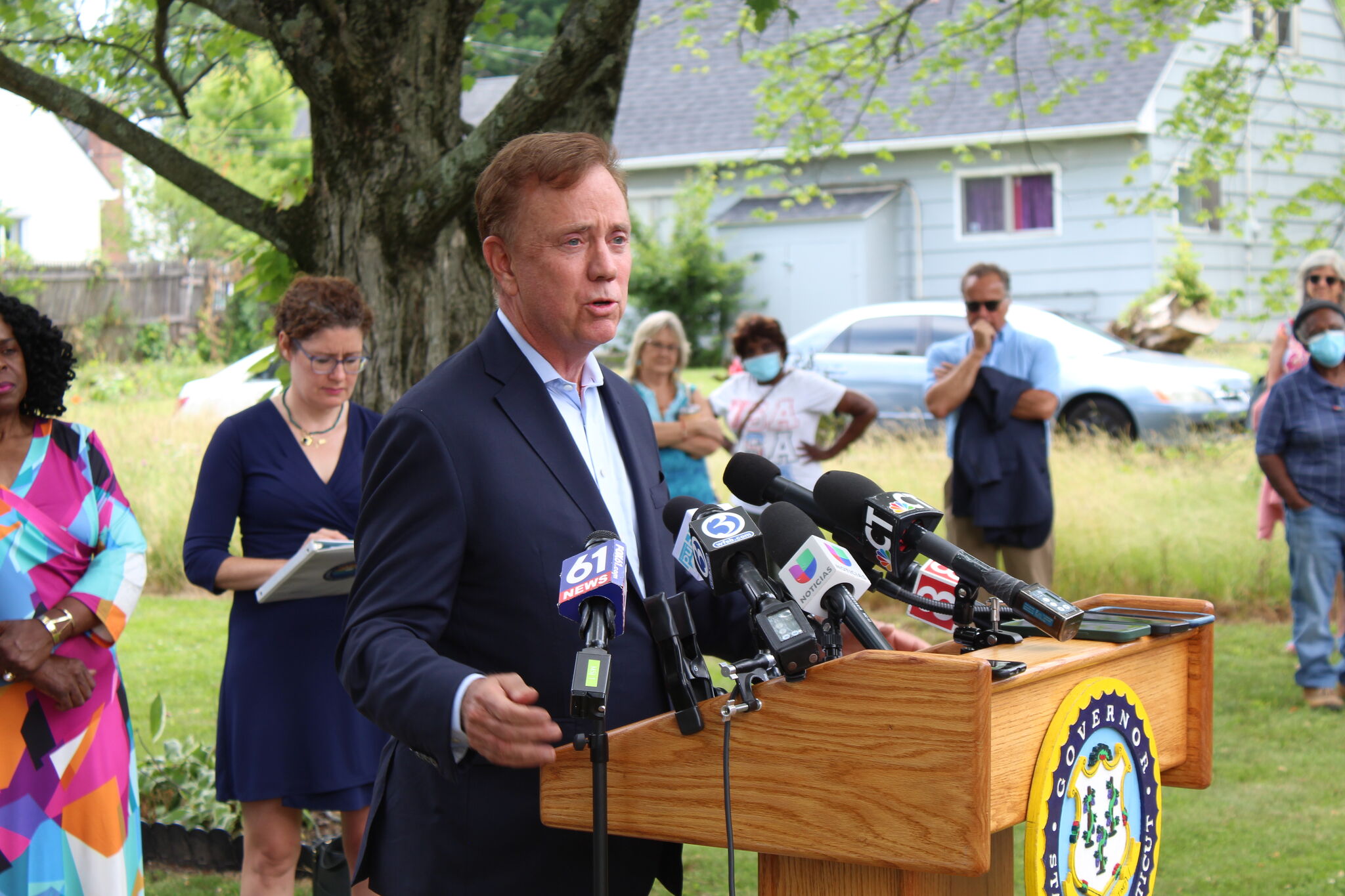 Outside firm to investigate CT state police false ticket scandal