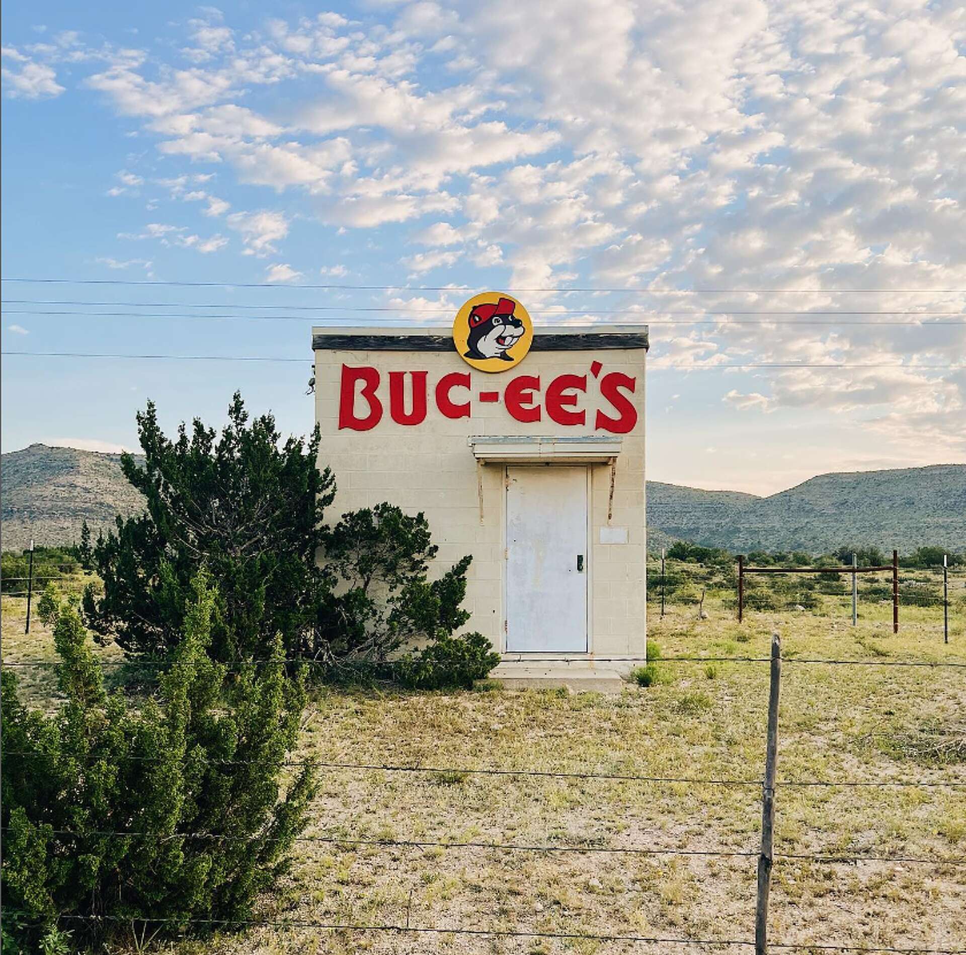Buc-ee's smallest location: Store replica reappears in west Texas